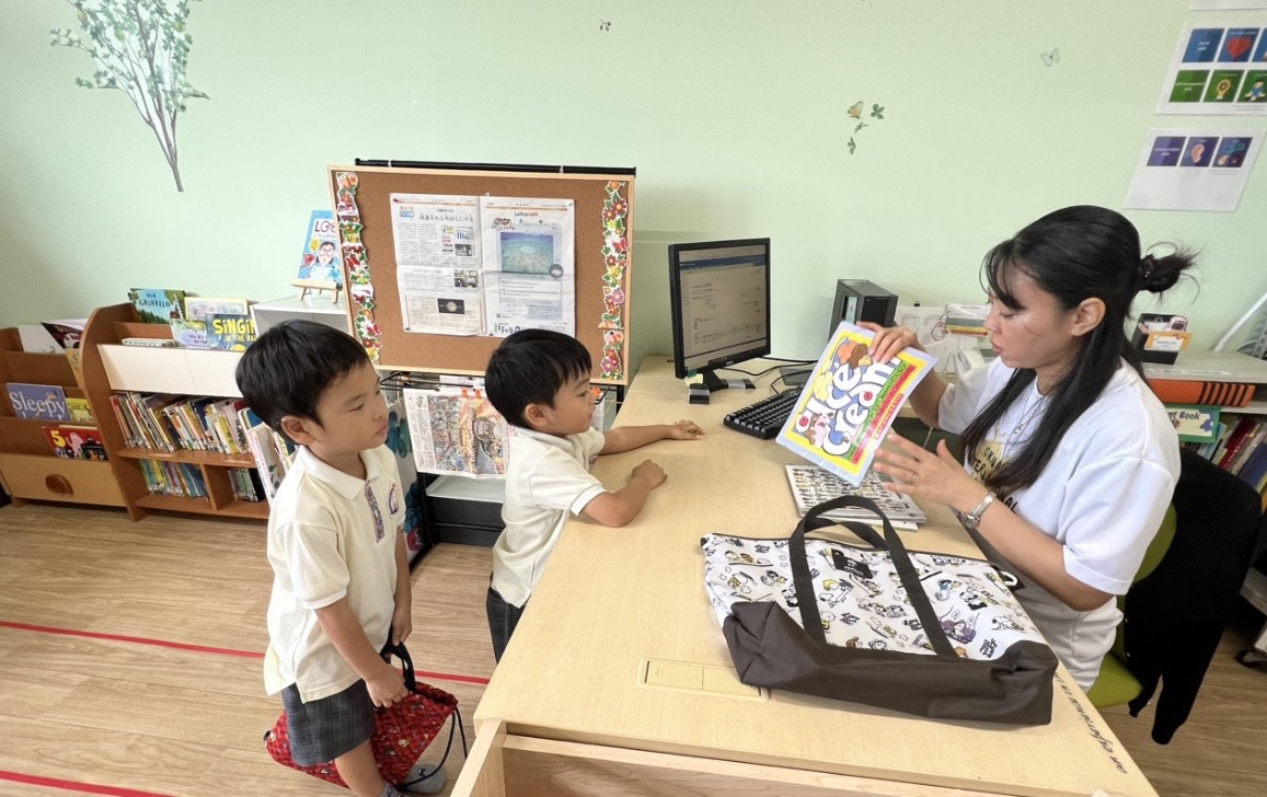 図書館｜施設・サービス｜オキナワインターナショナルスクール